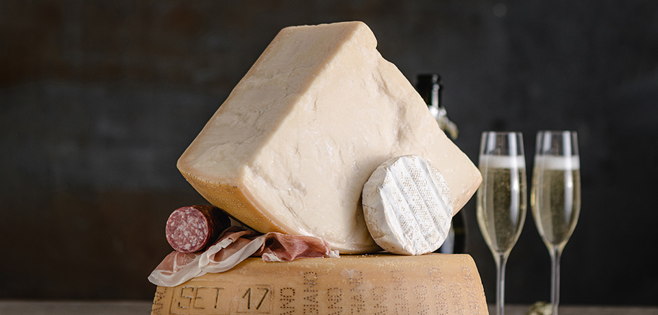 The Perfect Match: Wine and Cheese